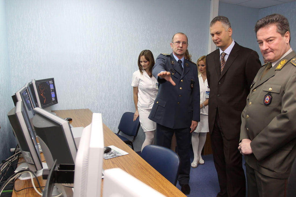Minister opens angio rom | Ministry of defence Republic of Serbia