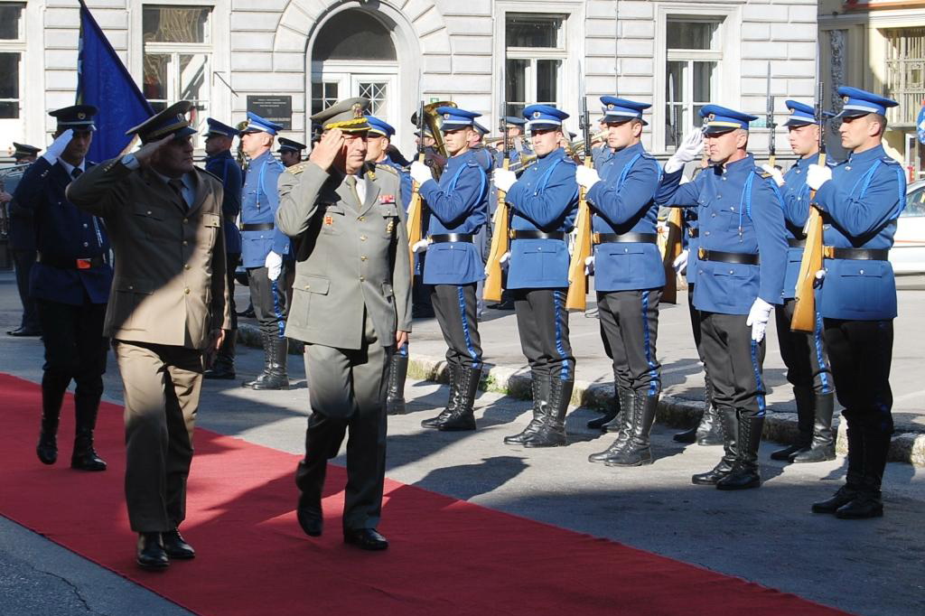 Serbian Armed Forces Chief of General Staff visits Bosnia and ...