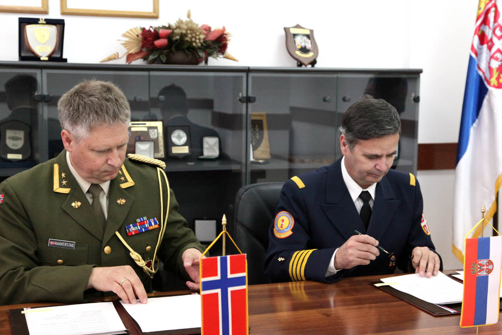 Donation by the Norwegian Ministry of Defence | Ministry of defence ...