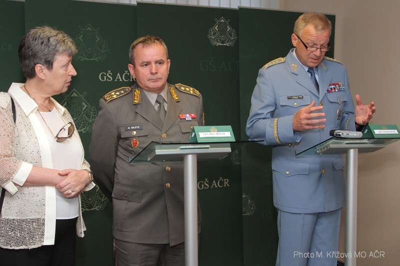 Chief of Serbian Armed Forces General Staff visits the Czech Republic ...